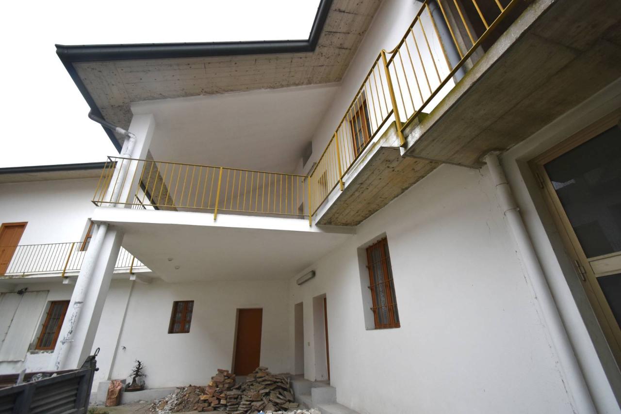 Appartamento in vendita a Bernareggio