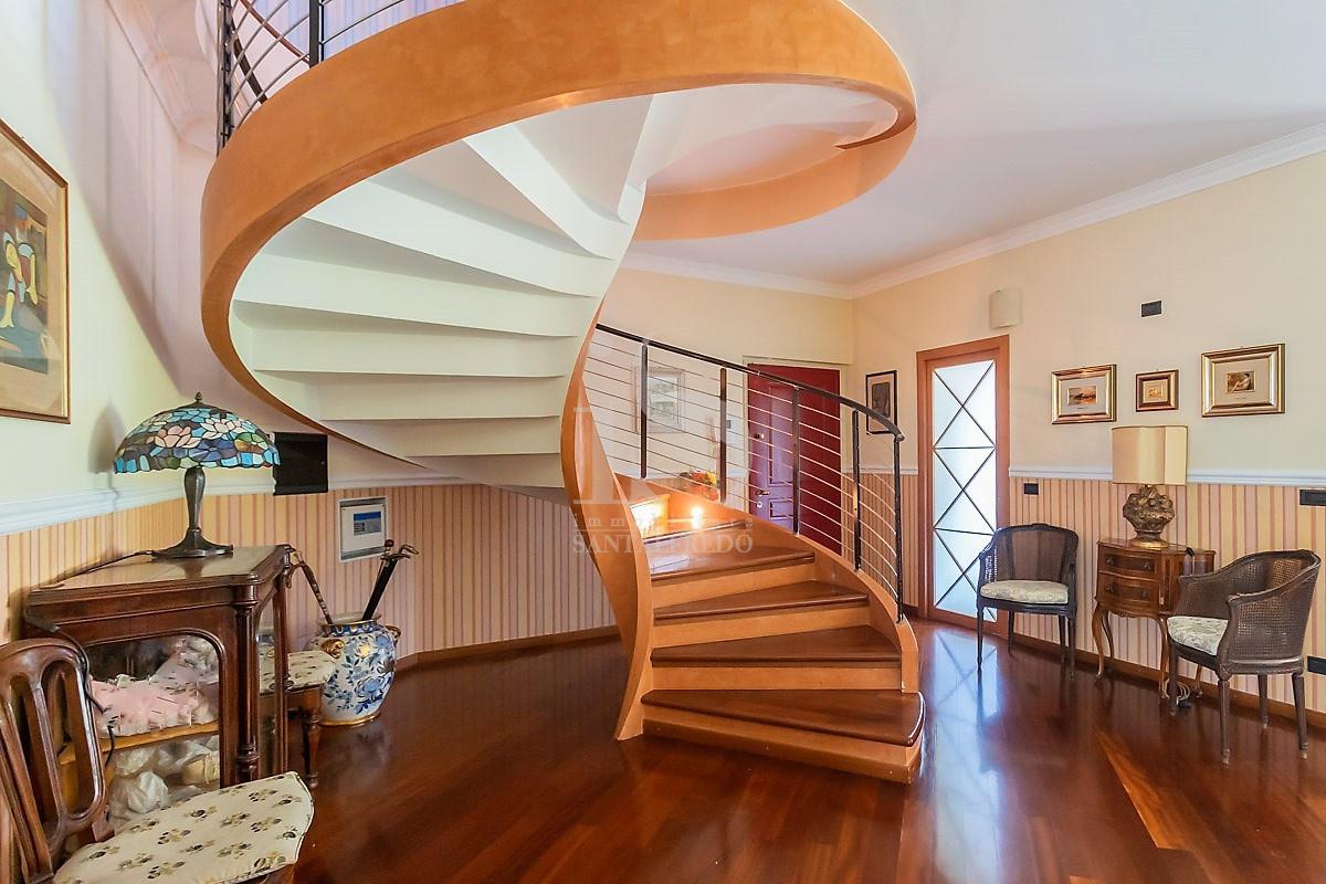 Villa in vendita a Agrate Brianza