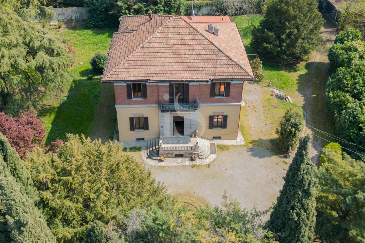 Villa in vendita a Vimercate