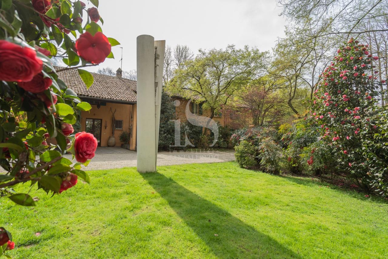 Casale in vendita a Zeme