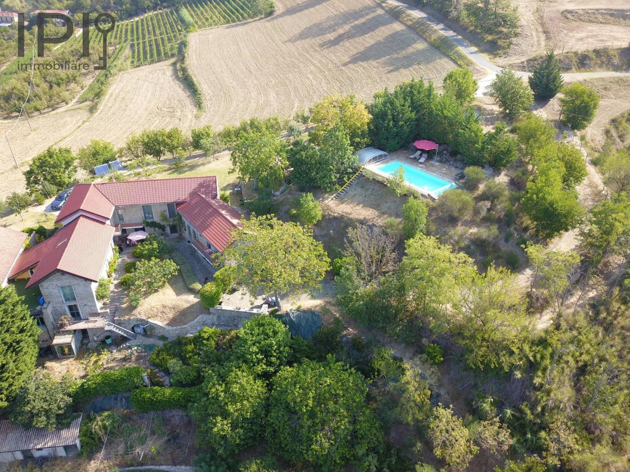 Villa in vendita a Roccaverano
