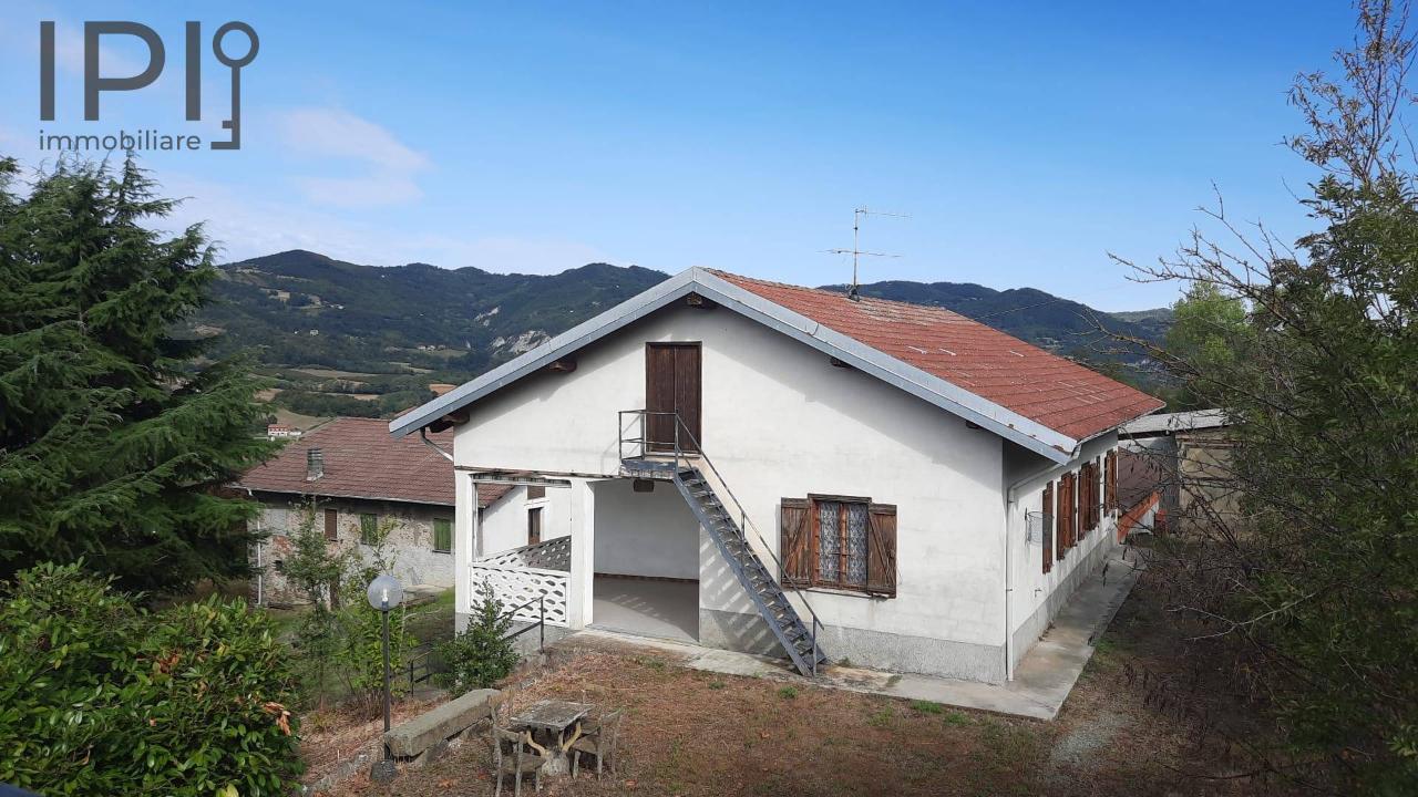 Casa indipendente in vendita a Mombaldone