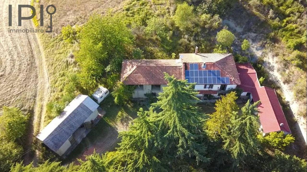 Rustico in vendita a Mombaldone