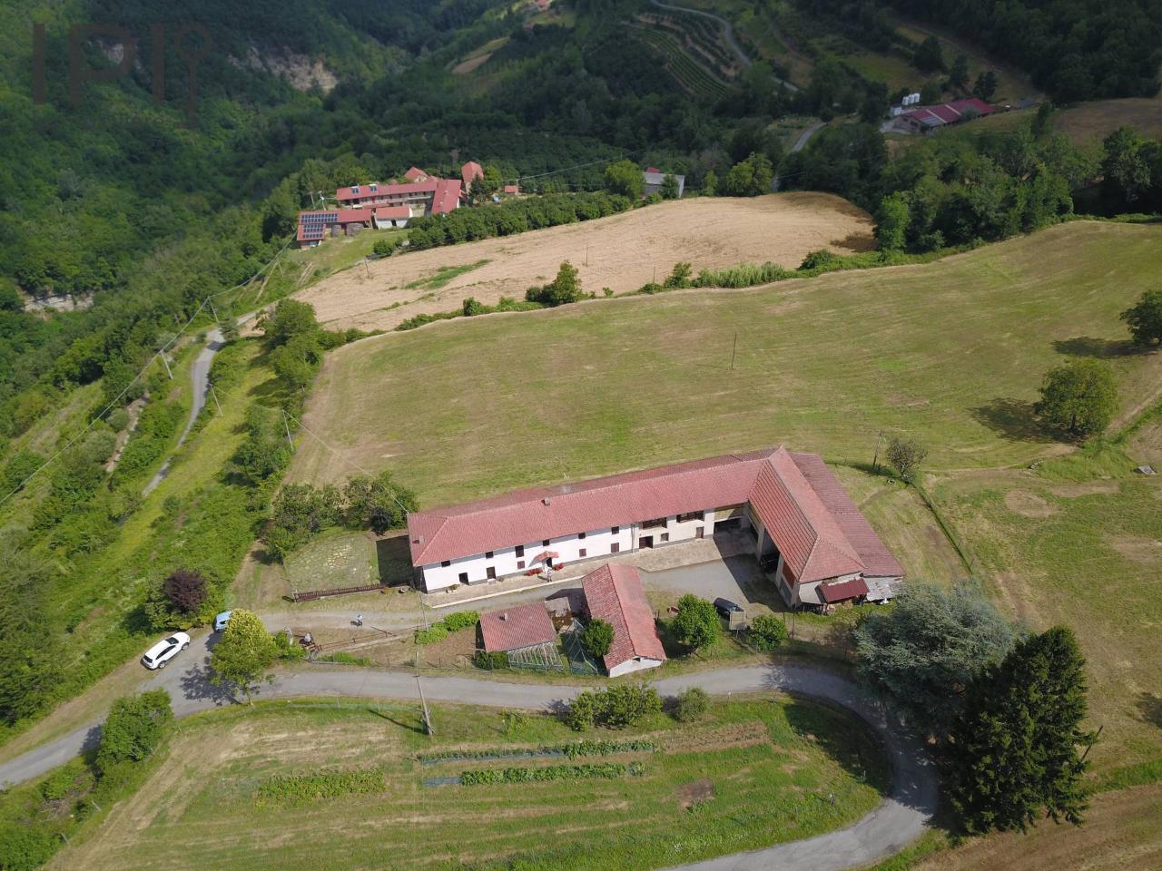 Rustico in vendita a Roccaverano