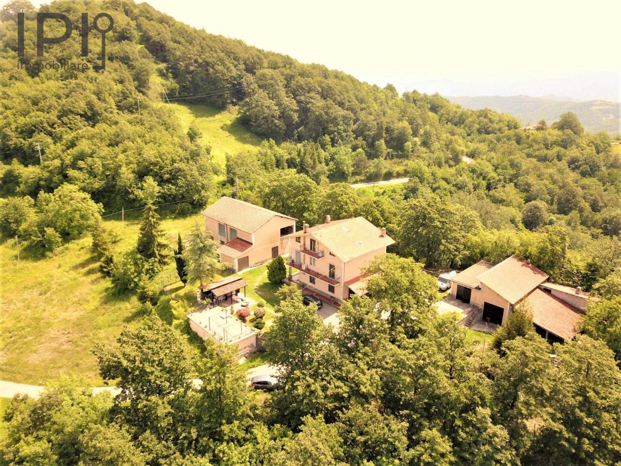 Villa in vendita a Cairo Montenotte