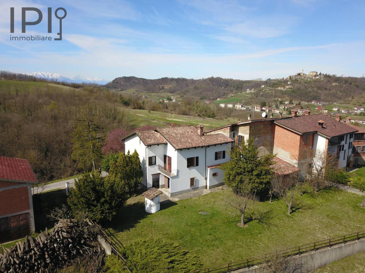 Villa a schiera in vendita a Sale Delle Langhe