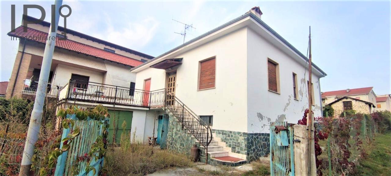 Villa in vendita a Cairo Montenotte