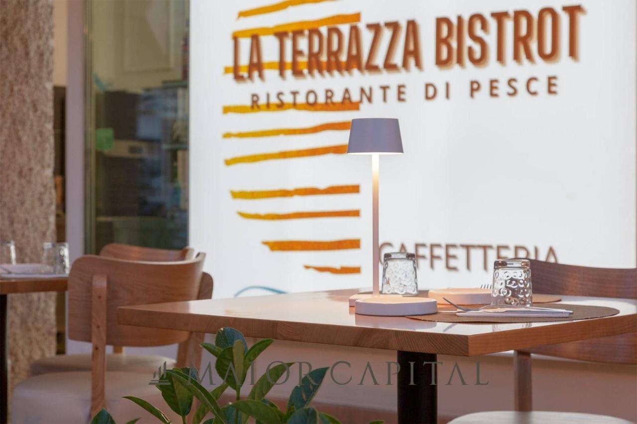 Esercizio commerciale in vendita a San Teodoro