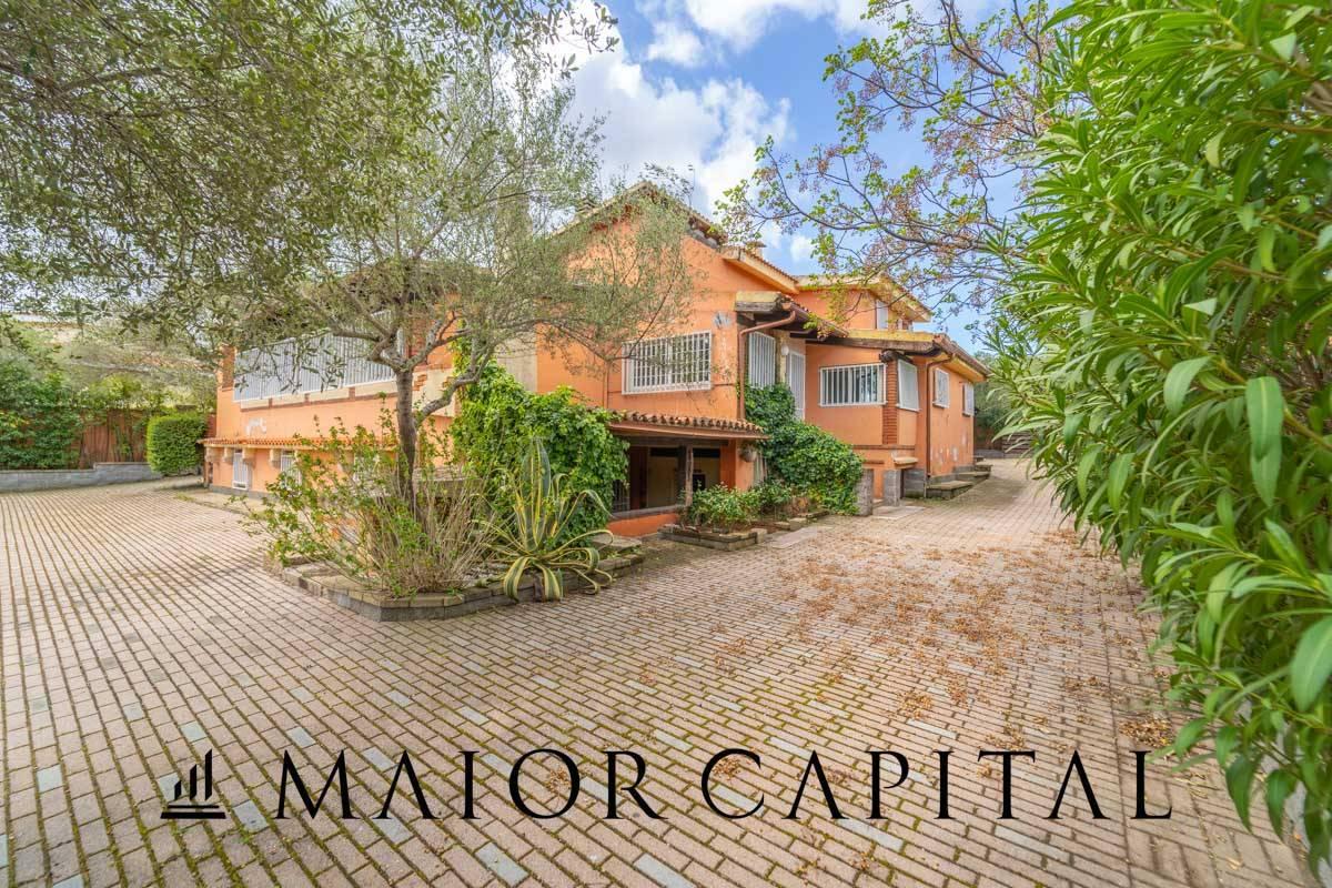 Villa in vendita a Olbia