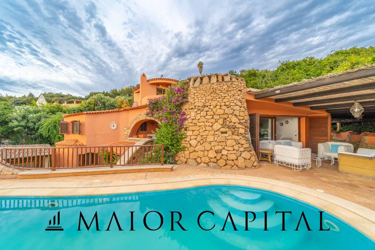 Villa in vendita a Arzachena