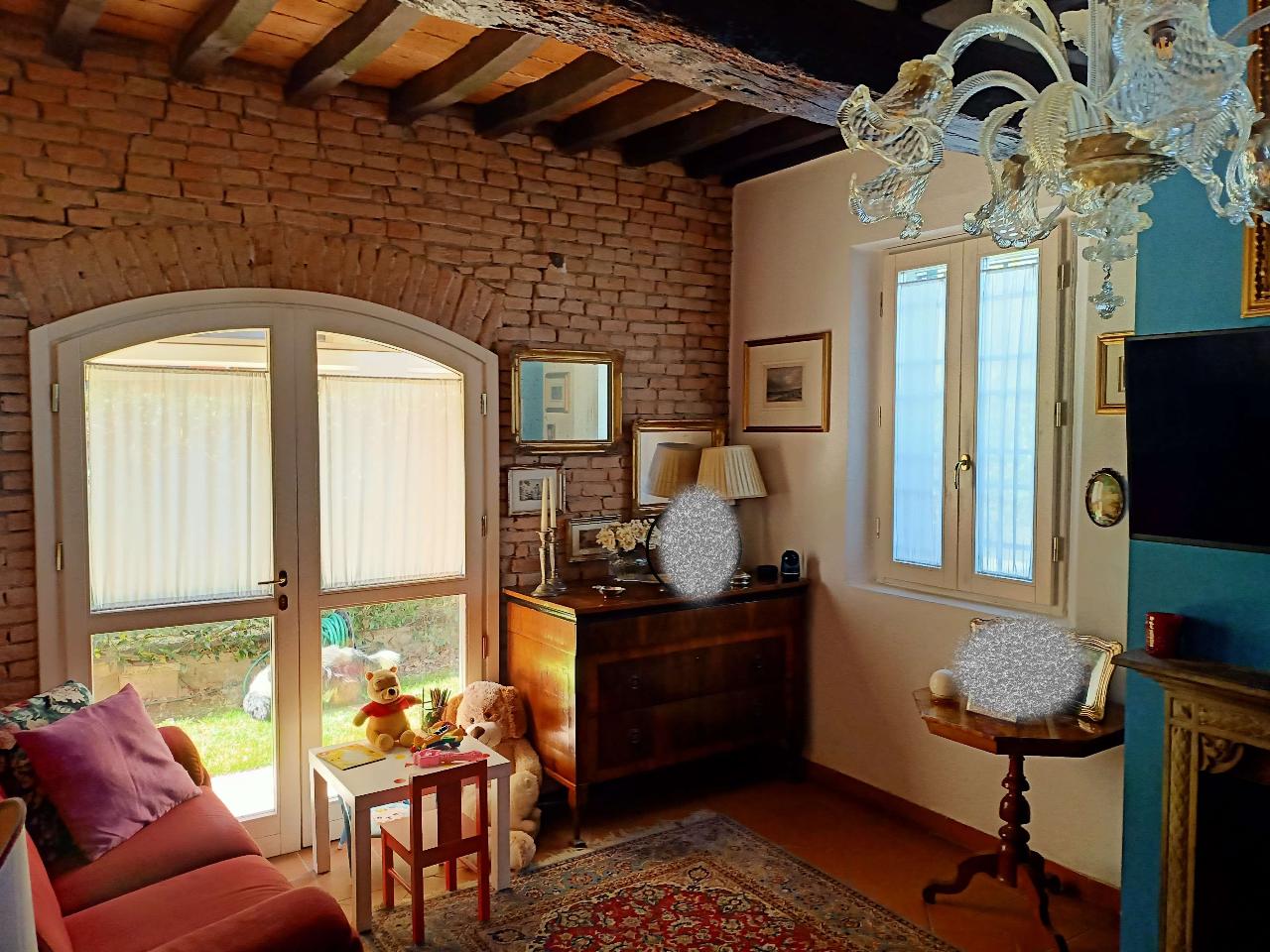 Porzione di casa in vendita a Modena