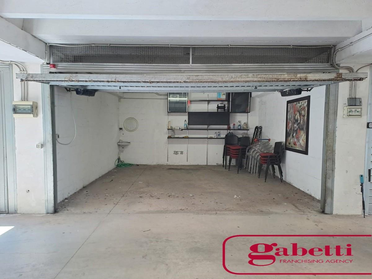 Box in vendita a Roma