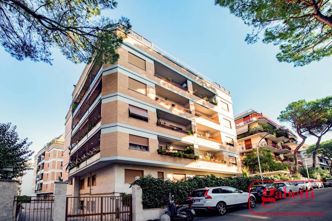 Appartamento in vendita a Roma