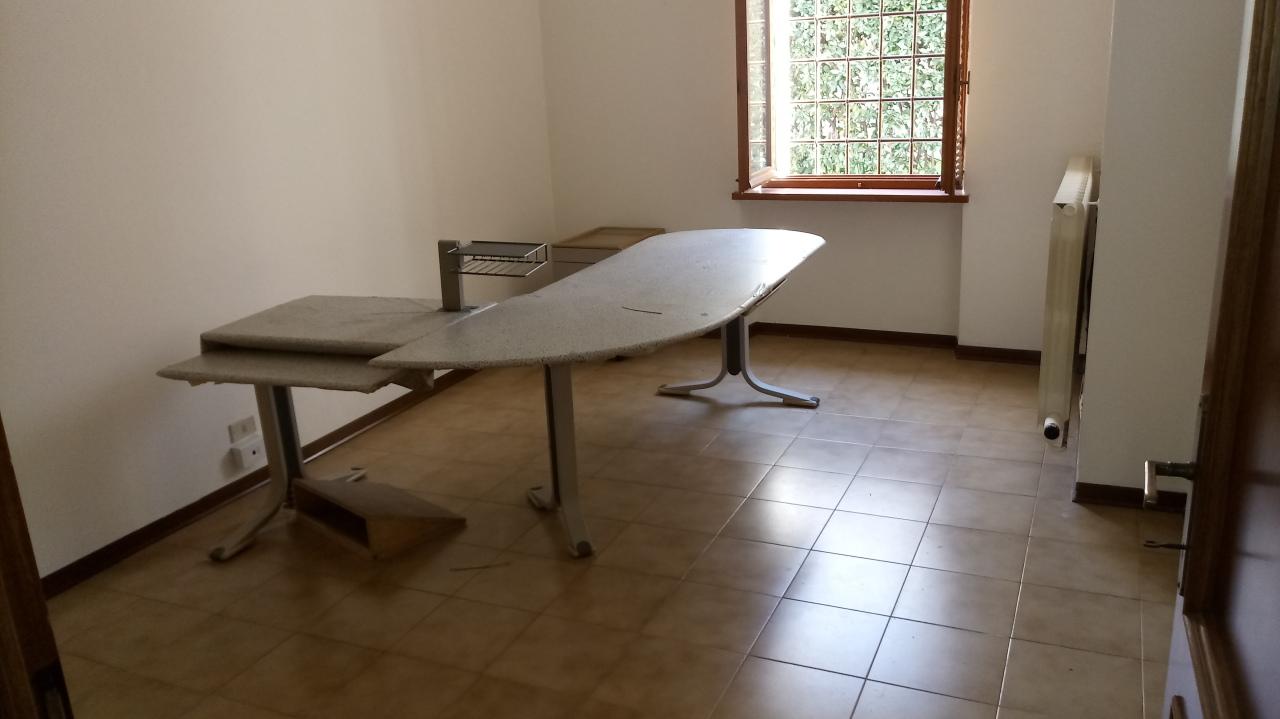 Ufficio in vendita a Lucca