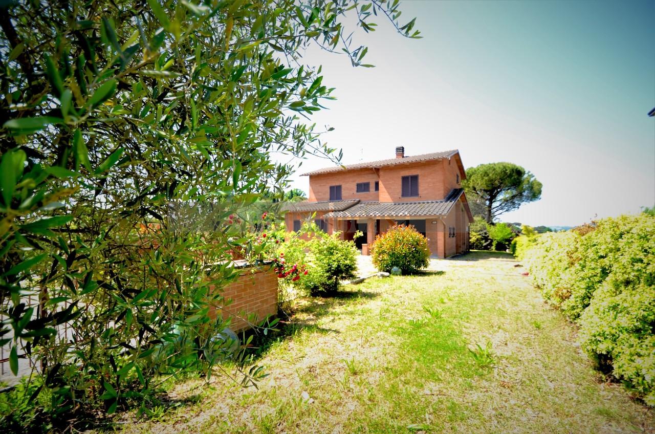 Casa indipendente in vendita a Perugia