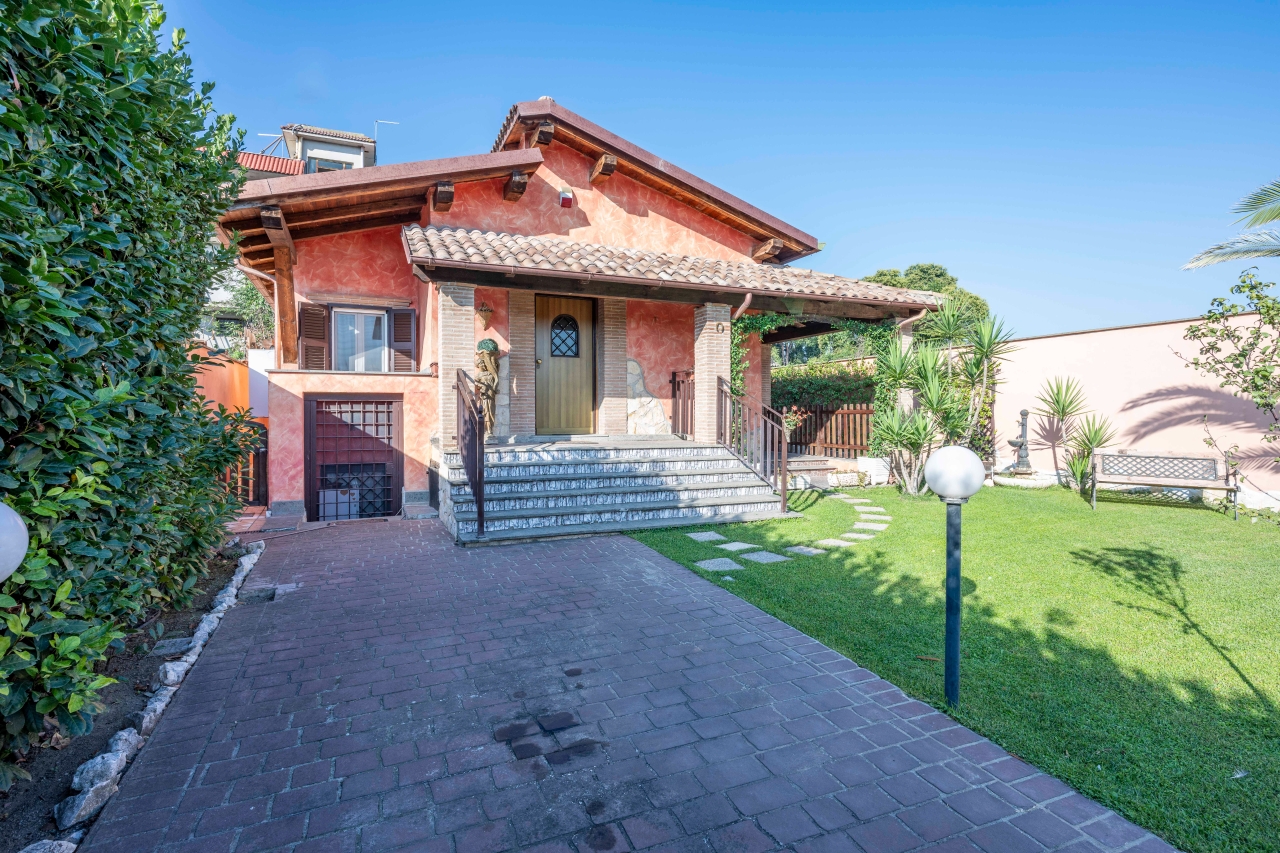 Villa in vendita a Roma