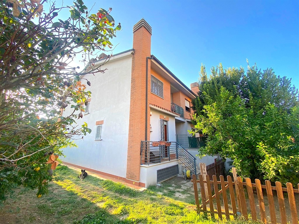 Villa a schiera in vendita a Roma