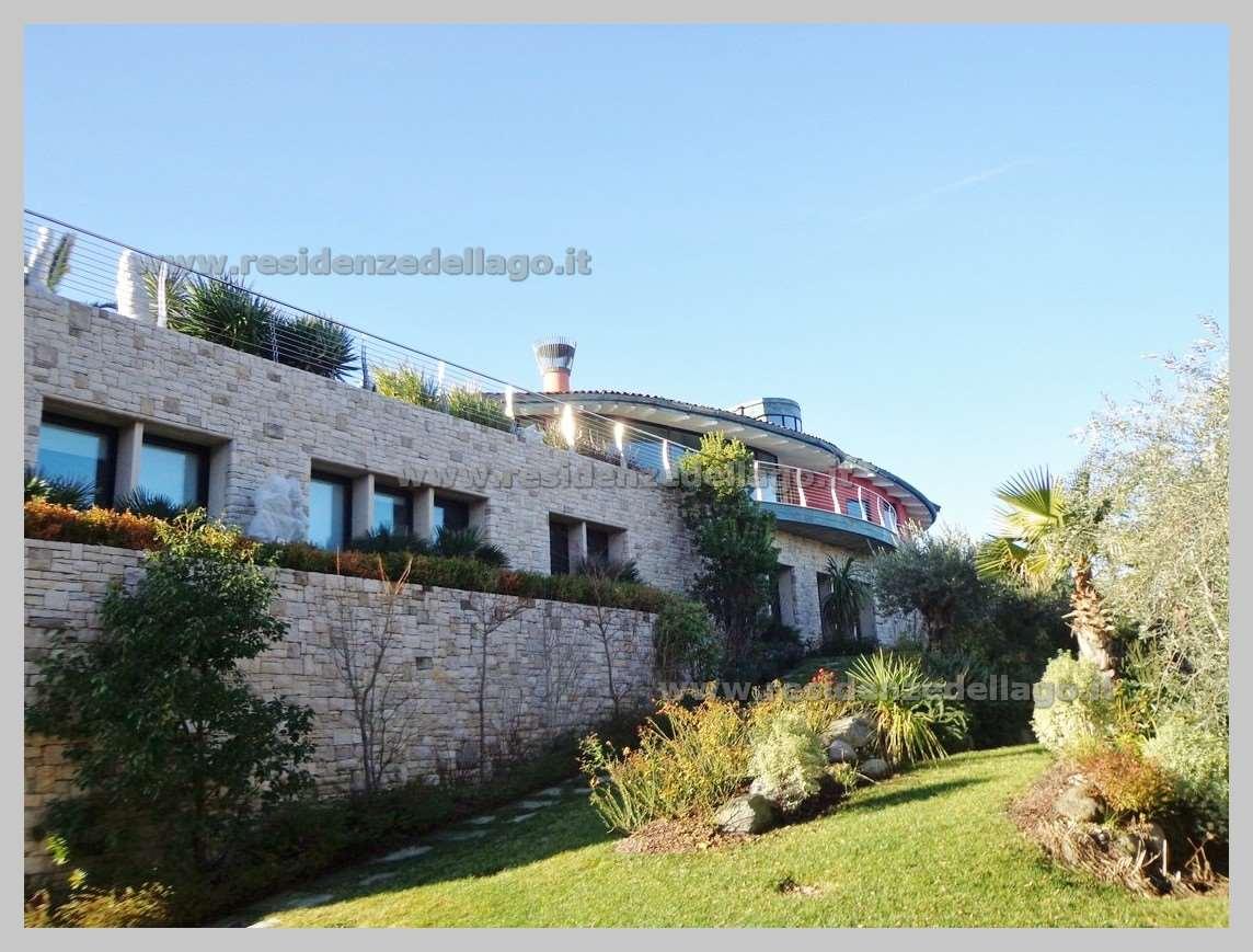Villa in vendita a Manerba Del Garda