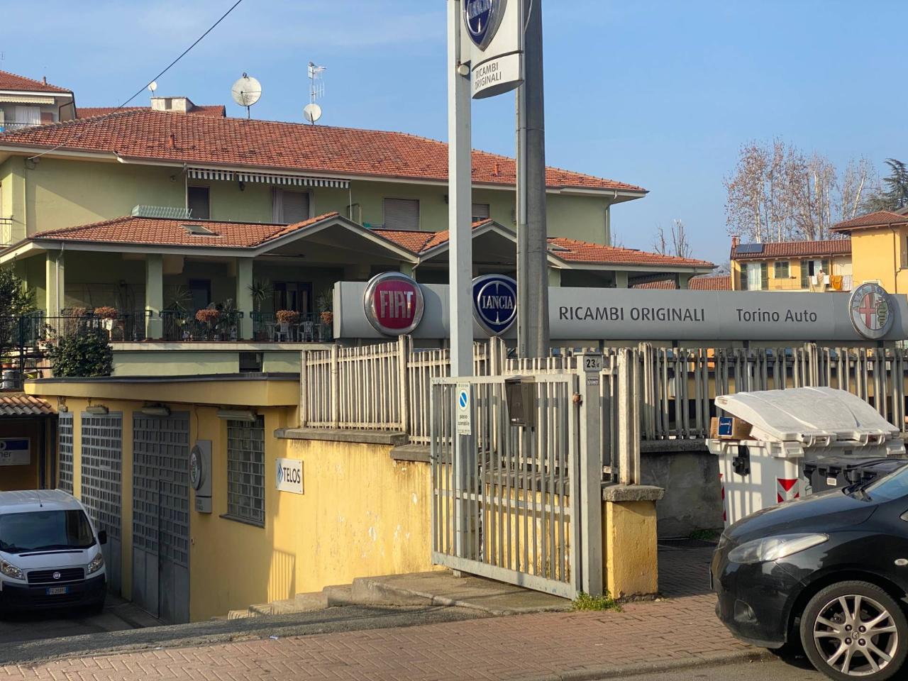 Esercizio commerciale in vendita a Bra
