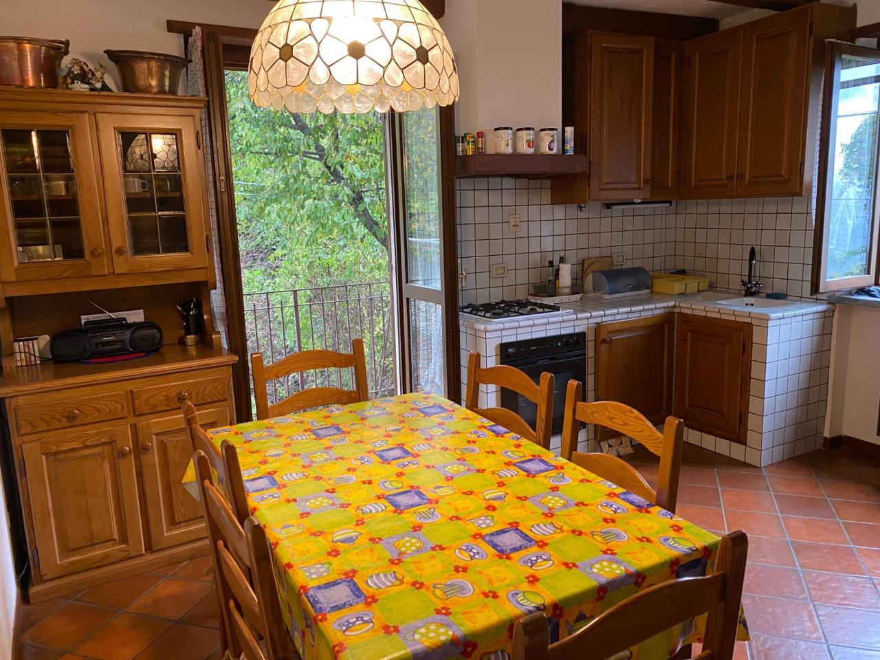 Appartamento in vendita a Viola