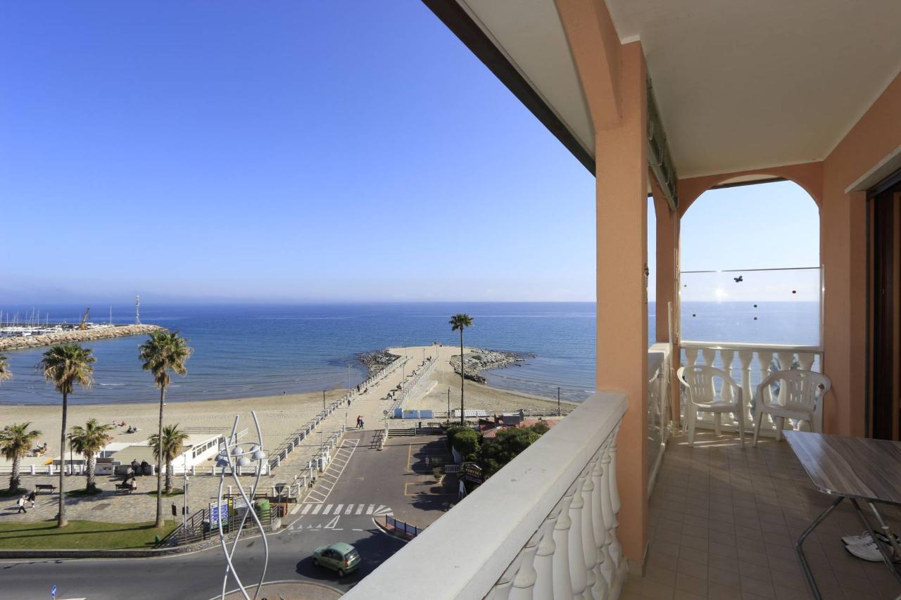 Appartamento in vendita a Andora