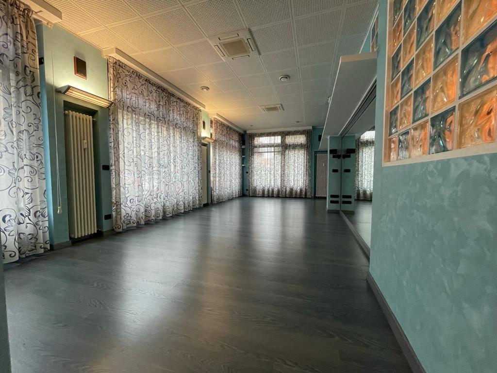 Negozio in vendita a Collegno