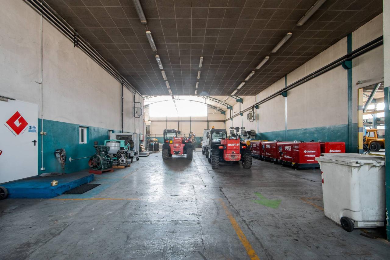 Capannone in affitto a Trofarello