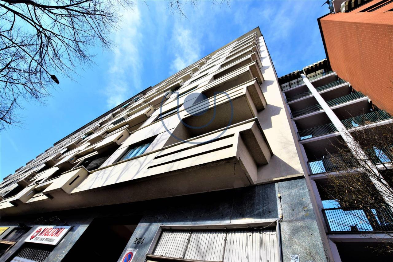 Box in vendita a Torino