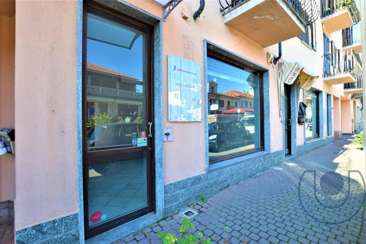 Negozio in vendita a Trofarello