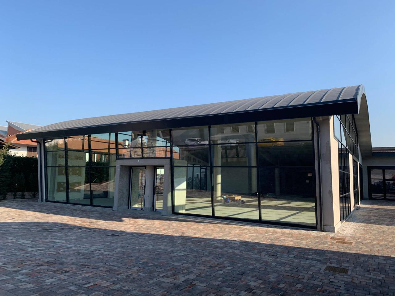 Capannone in affitto a Torino