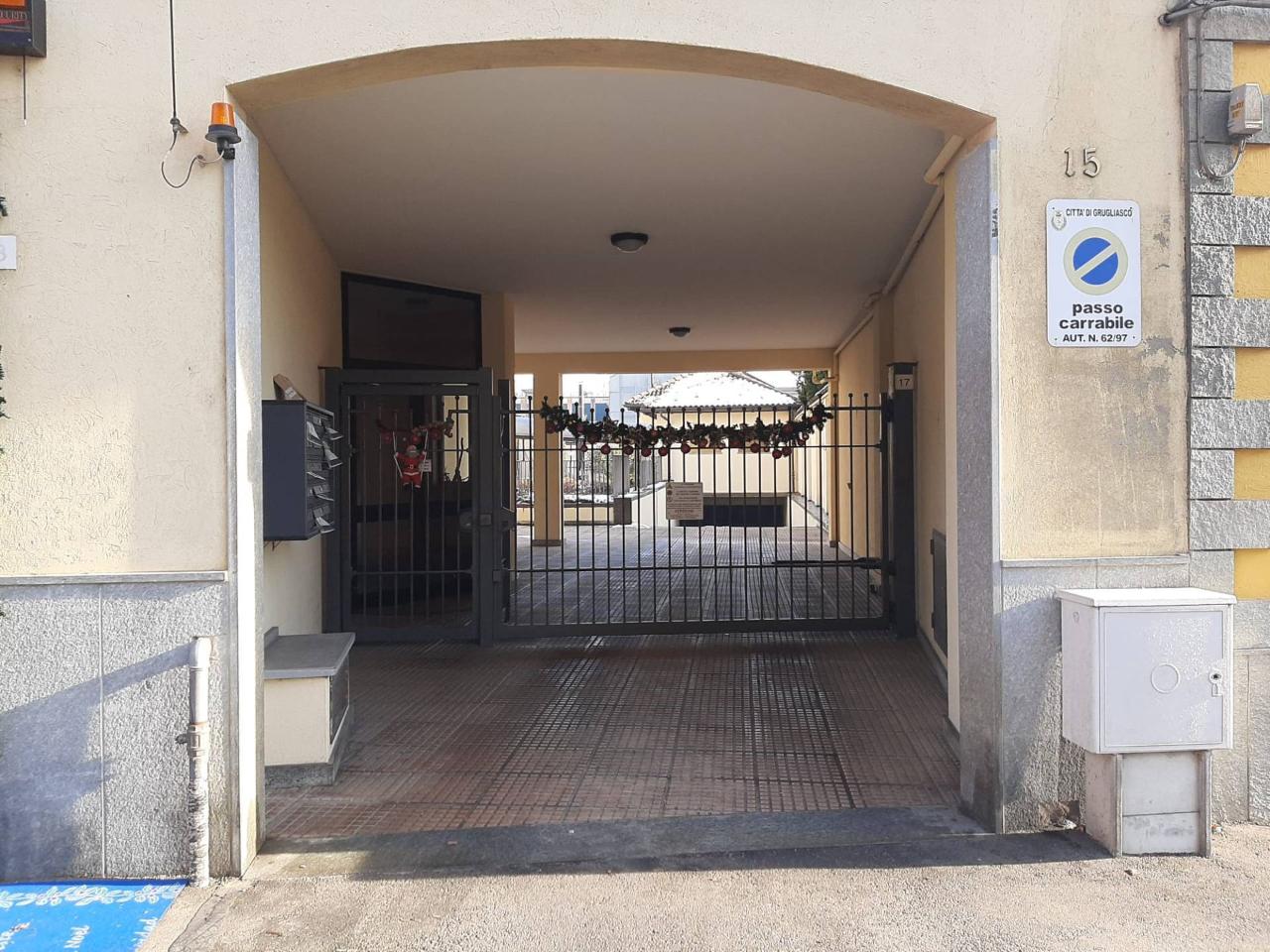 Box in vendita a Grugliasco
