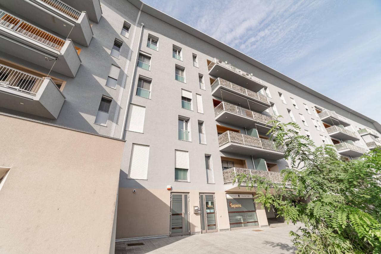 Negozio in vendita a Pioltello