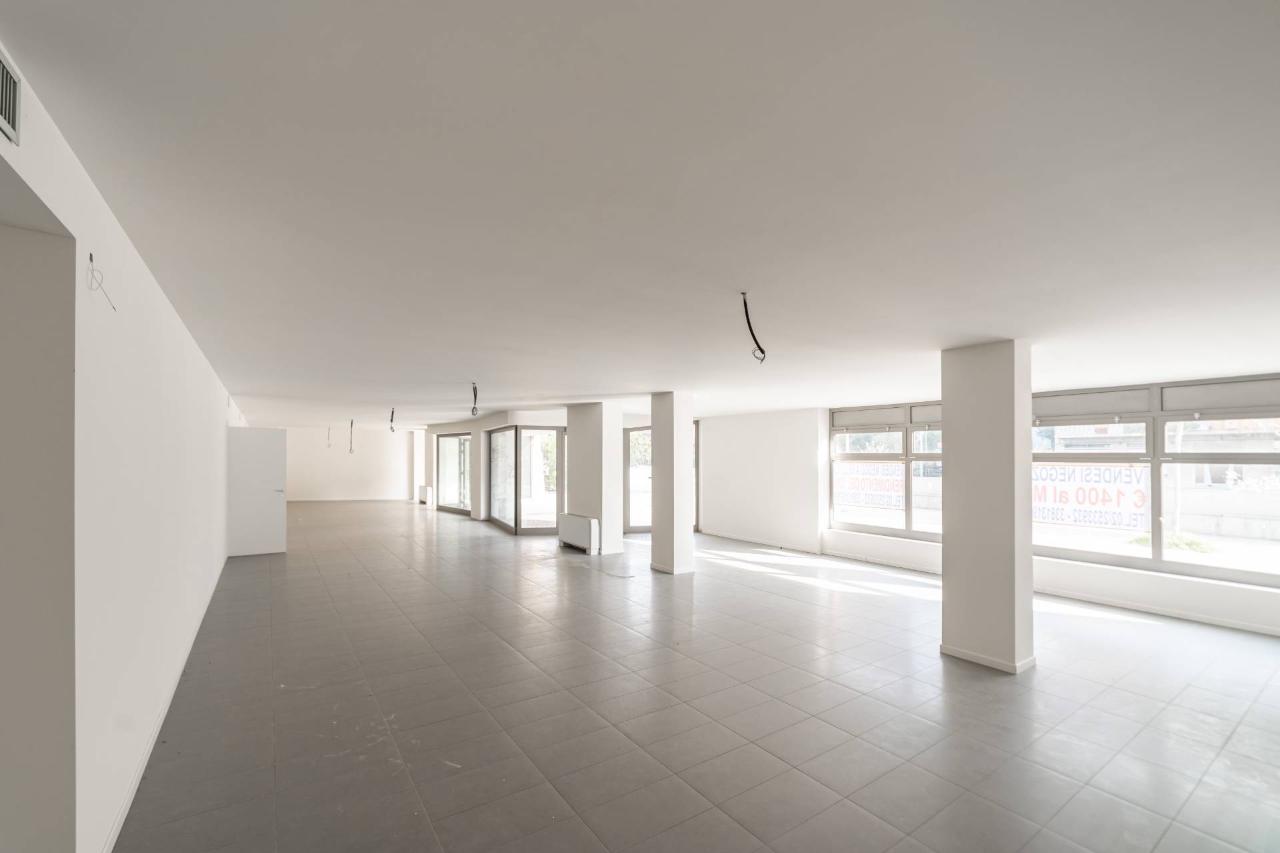 Negozio in vendita a Pioltello