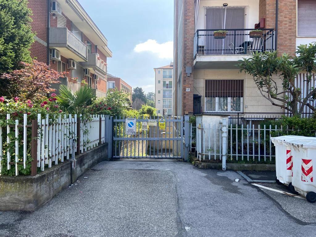 Box in vendita a Grugliasco