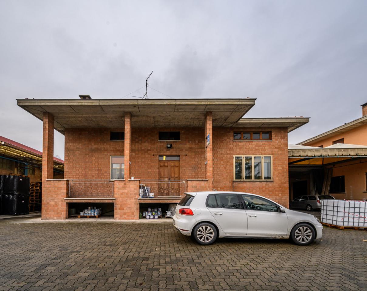 Capannone in vendita a Noceto