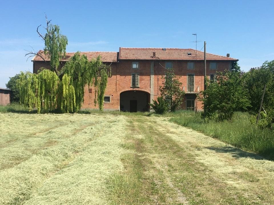 Rustico in vendita a Parma