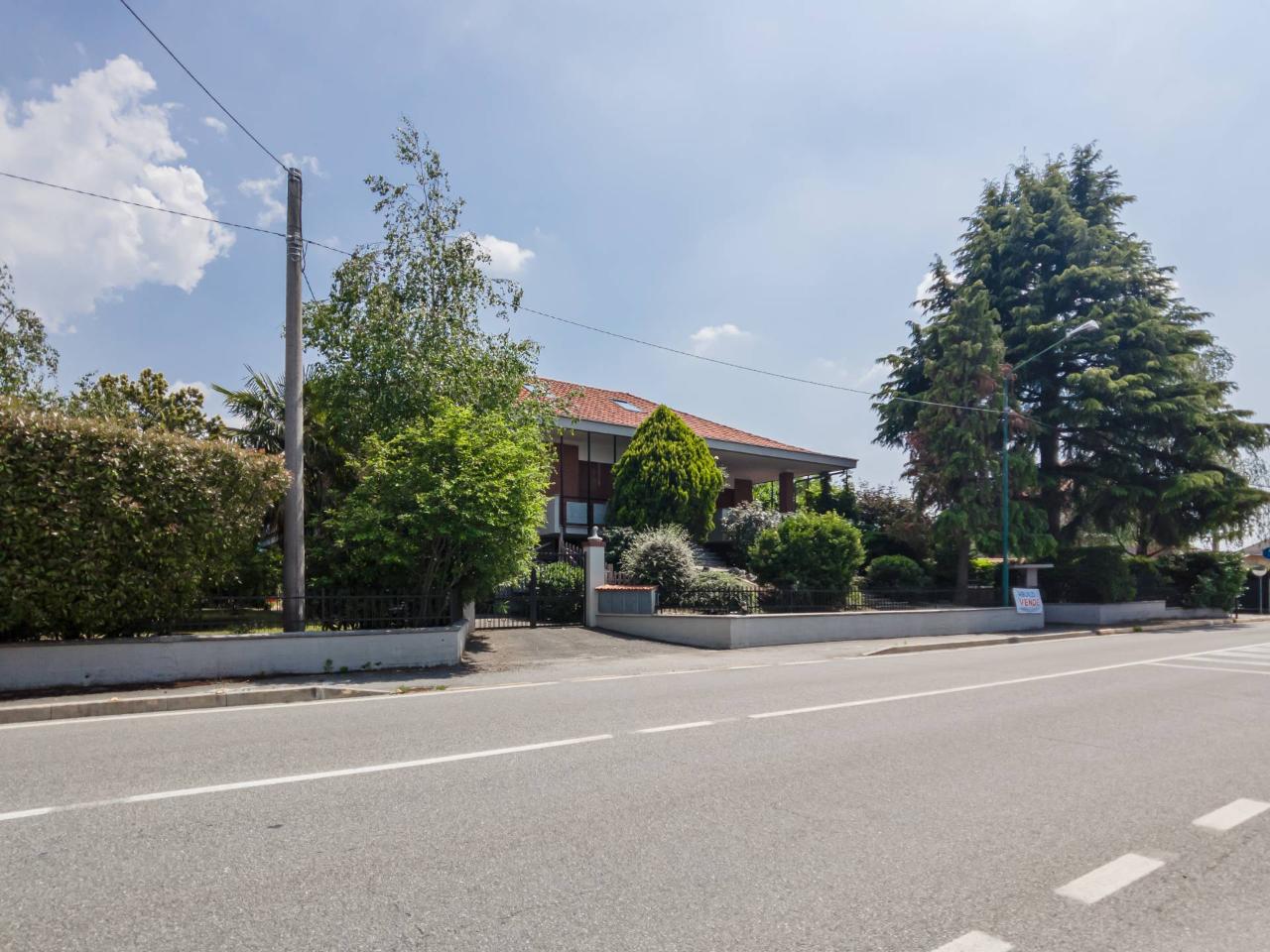 Villa in vendita a Robassomero