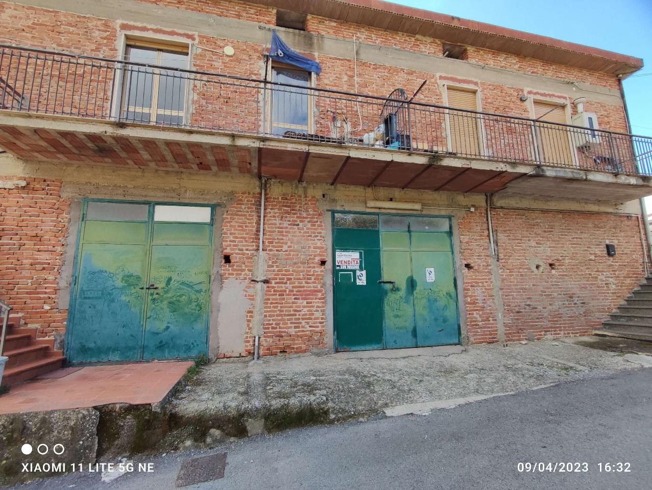 Locale commerciale in vendita a Ascea