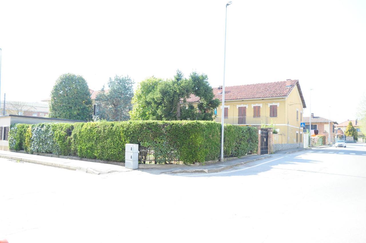 Rustico in vendita a Castelnuovo Don Bosco