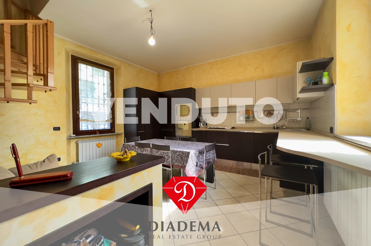 Appartamento in vendita a Fagnano Olona