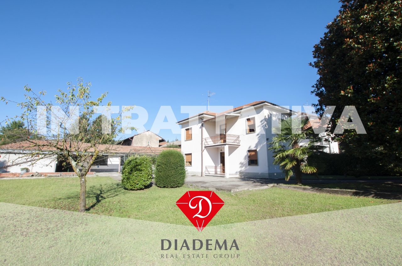 Casa indipendente in vendita a Casale Litta