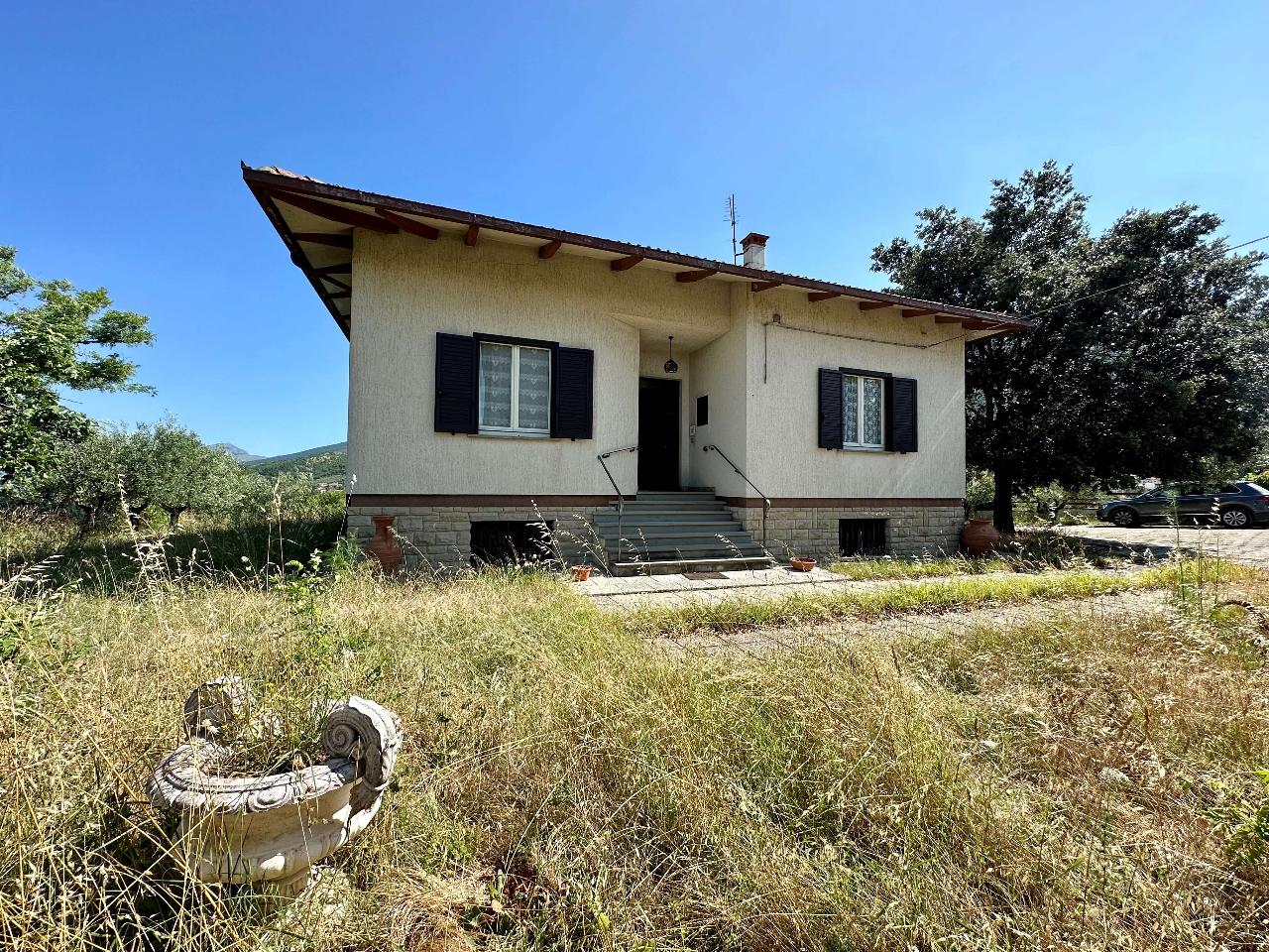 Villa in vendita a Gualdo Tadino