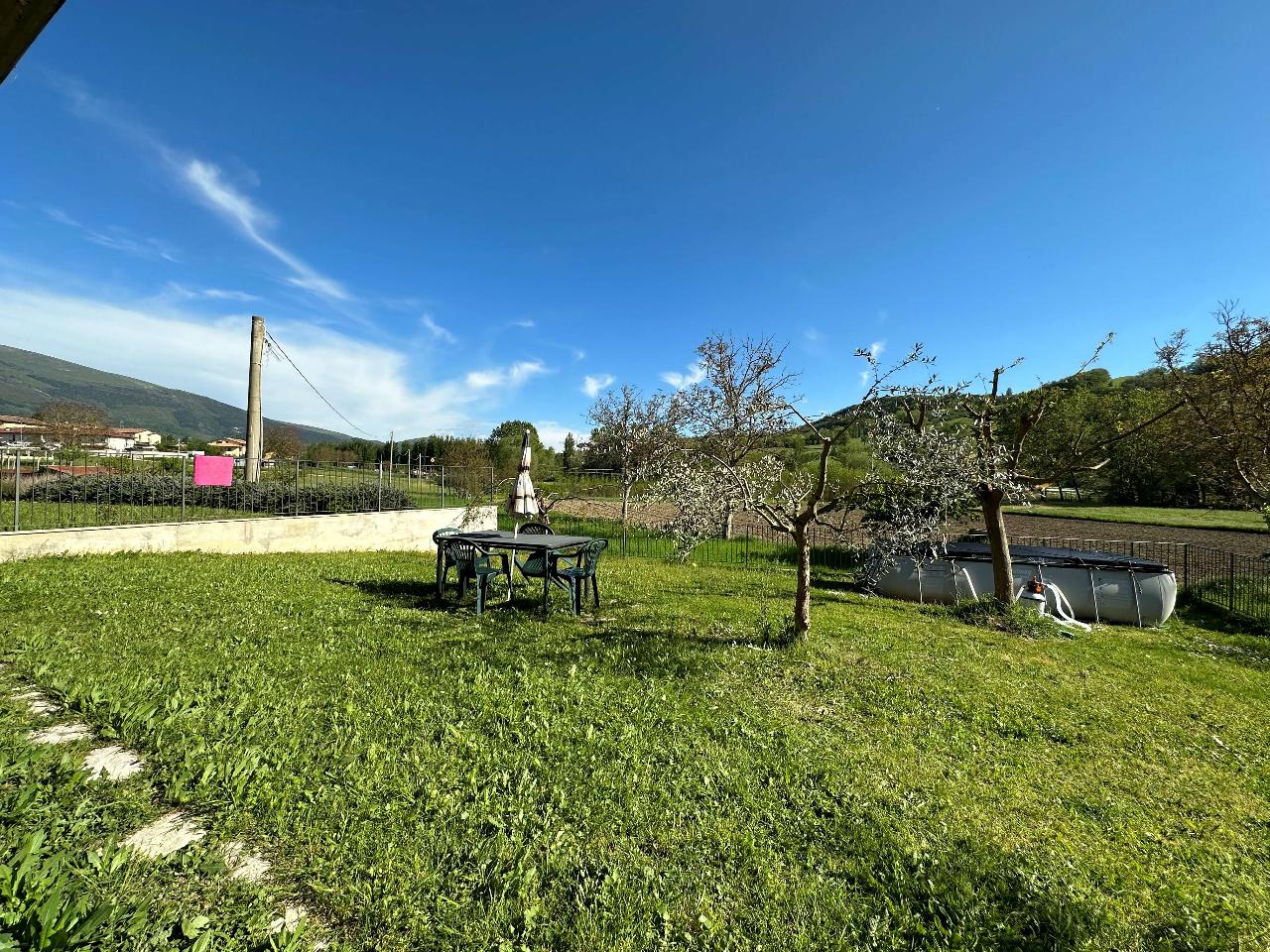 Porzione di villa in vendita a Gualdo Tadino