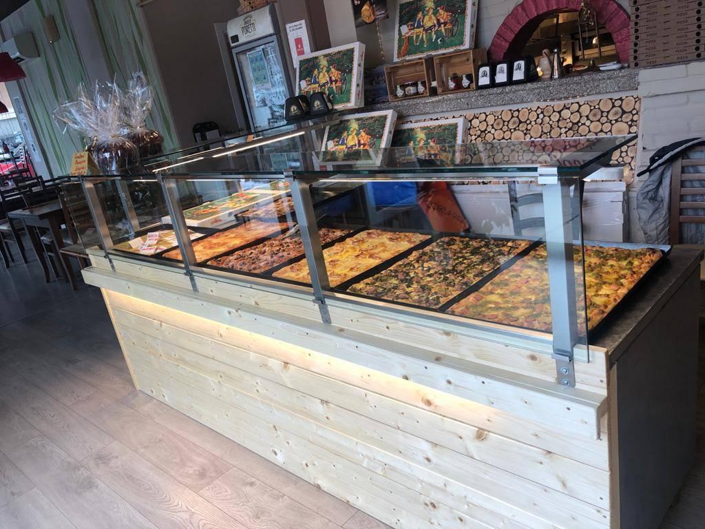 Pizzeria in vendita a Cuneo