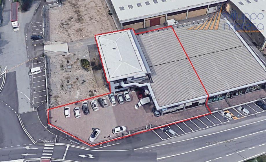 Negozio in affitto a Cambiago