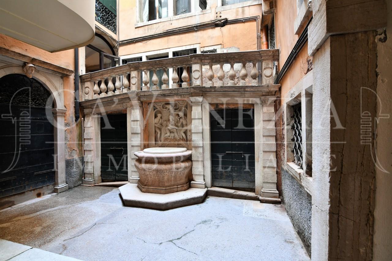 Appartamento in vendita a Venezia