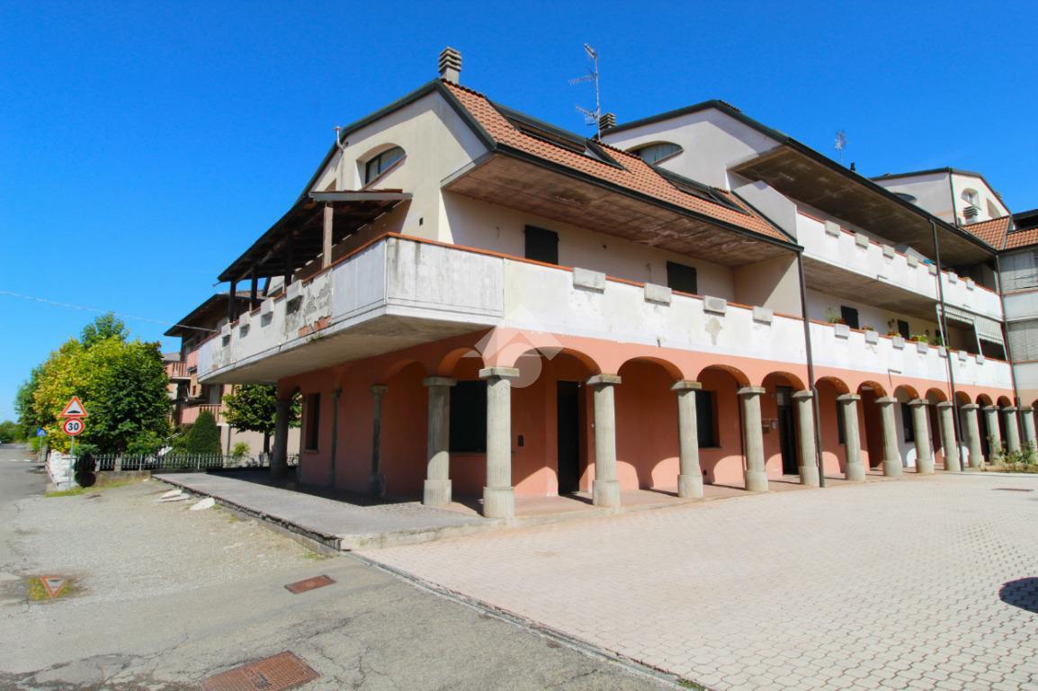 Appartamento in vendita a Cadelbosco Di Sopra