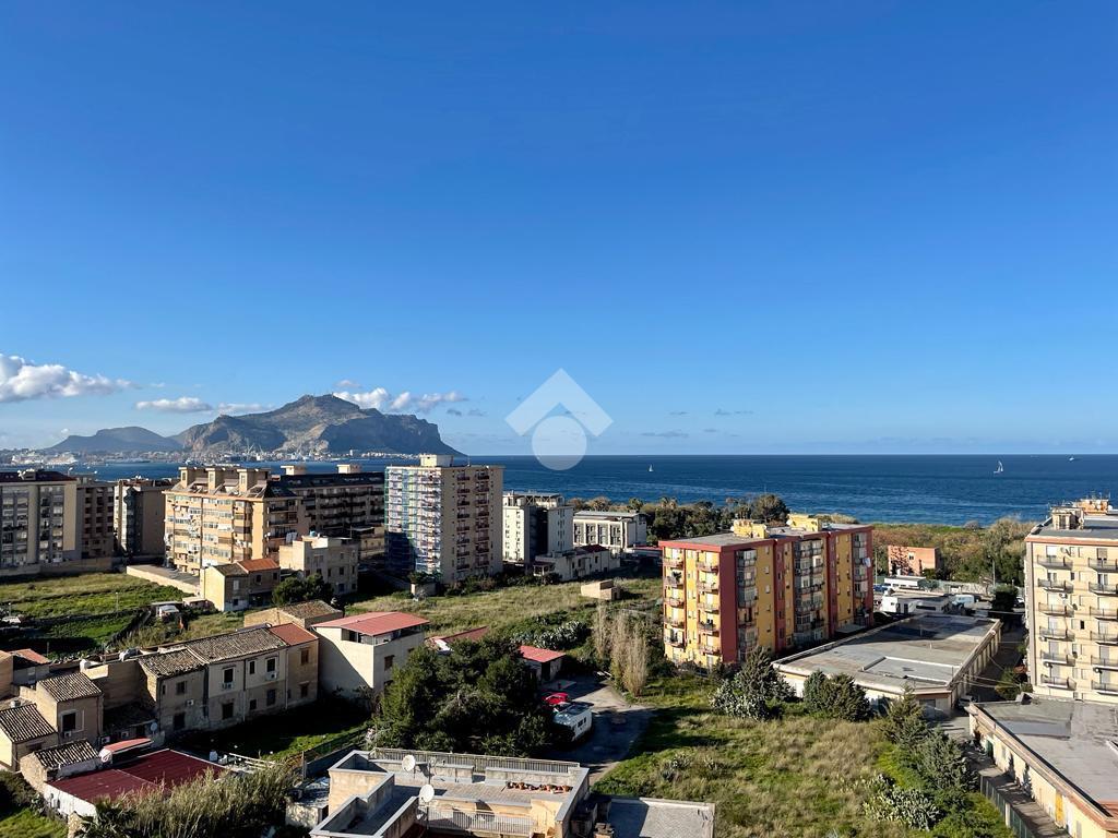Appartamento in vendita a Palermo