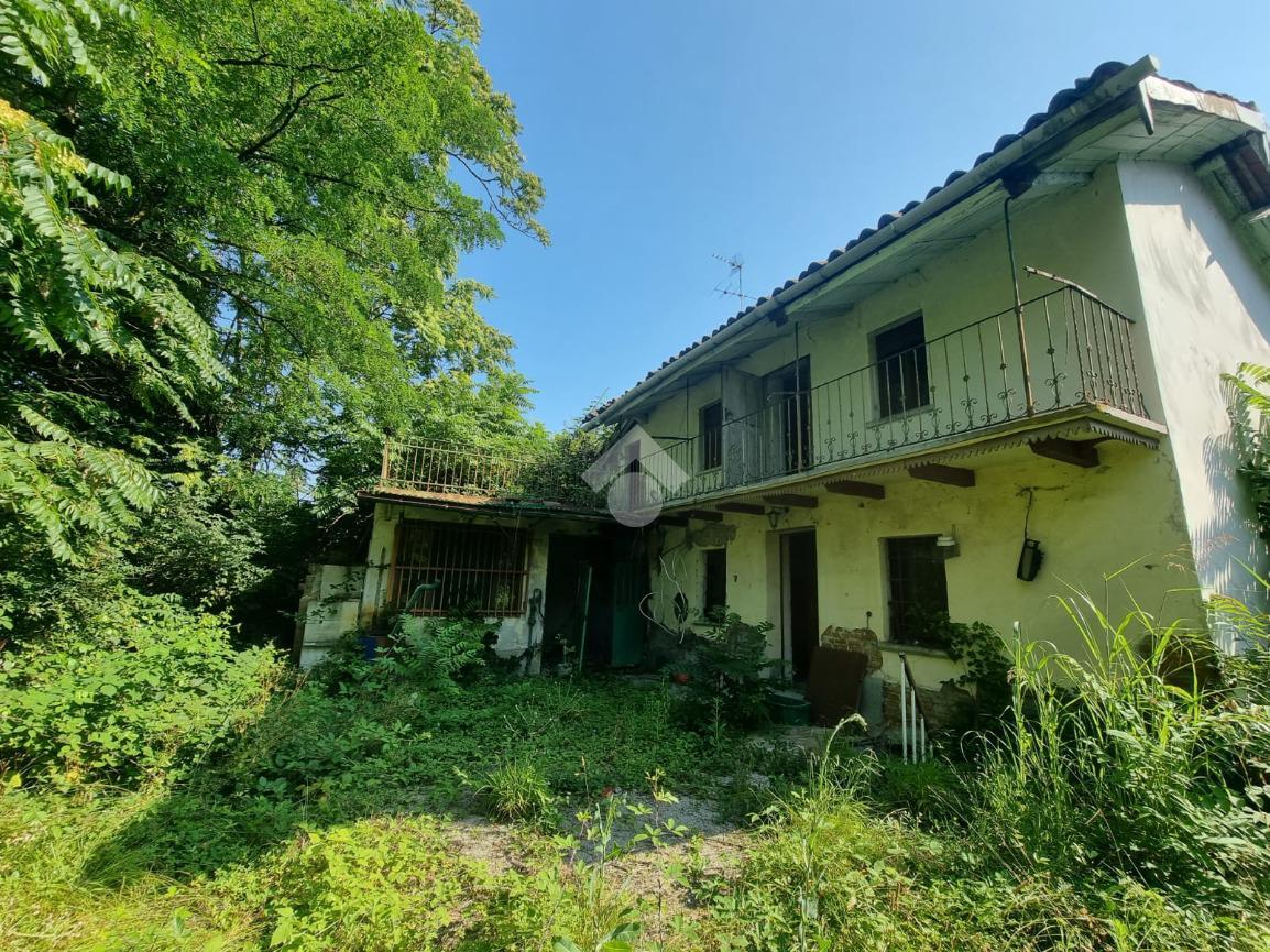 Casa indipendente in vendita a Gassino Torinese