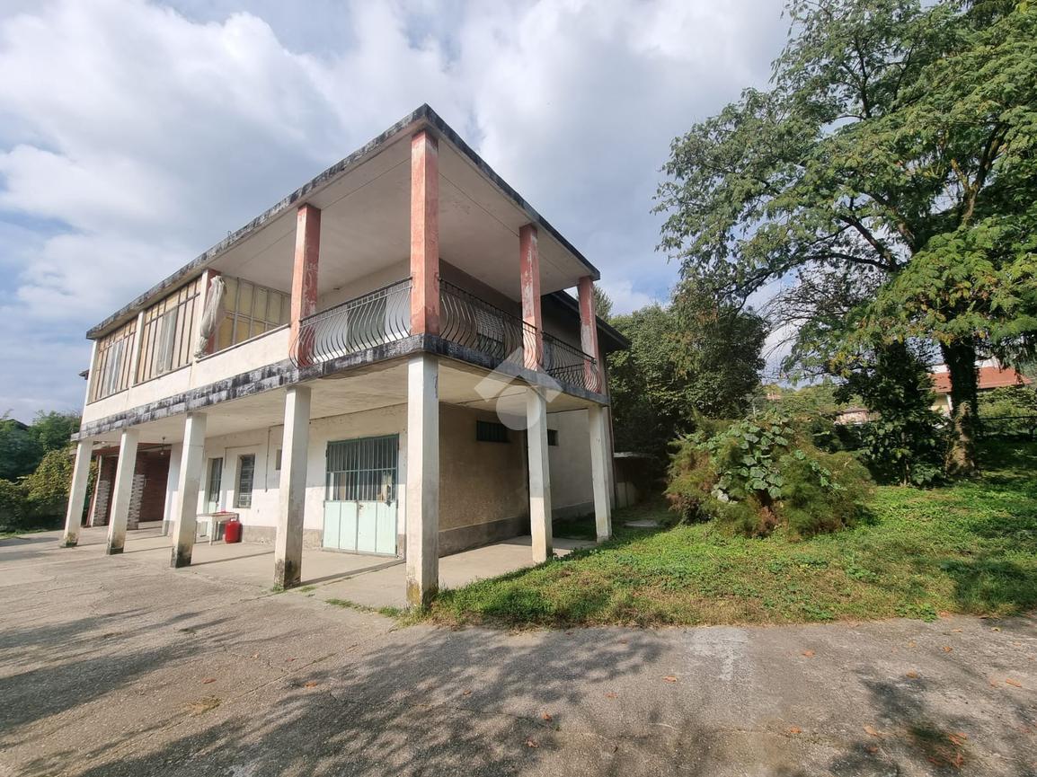 Casa indipendente in vendita a Gassino Torinese